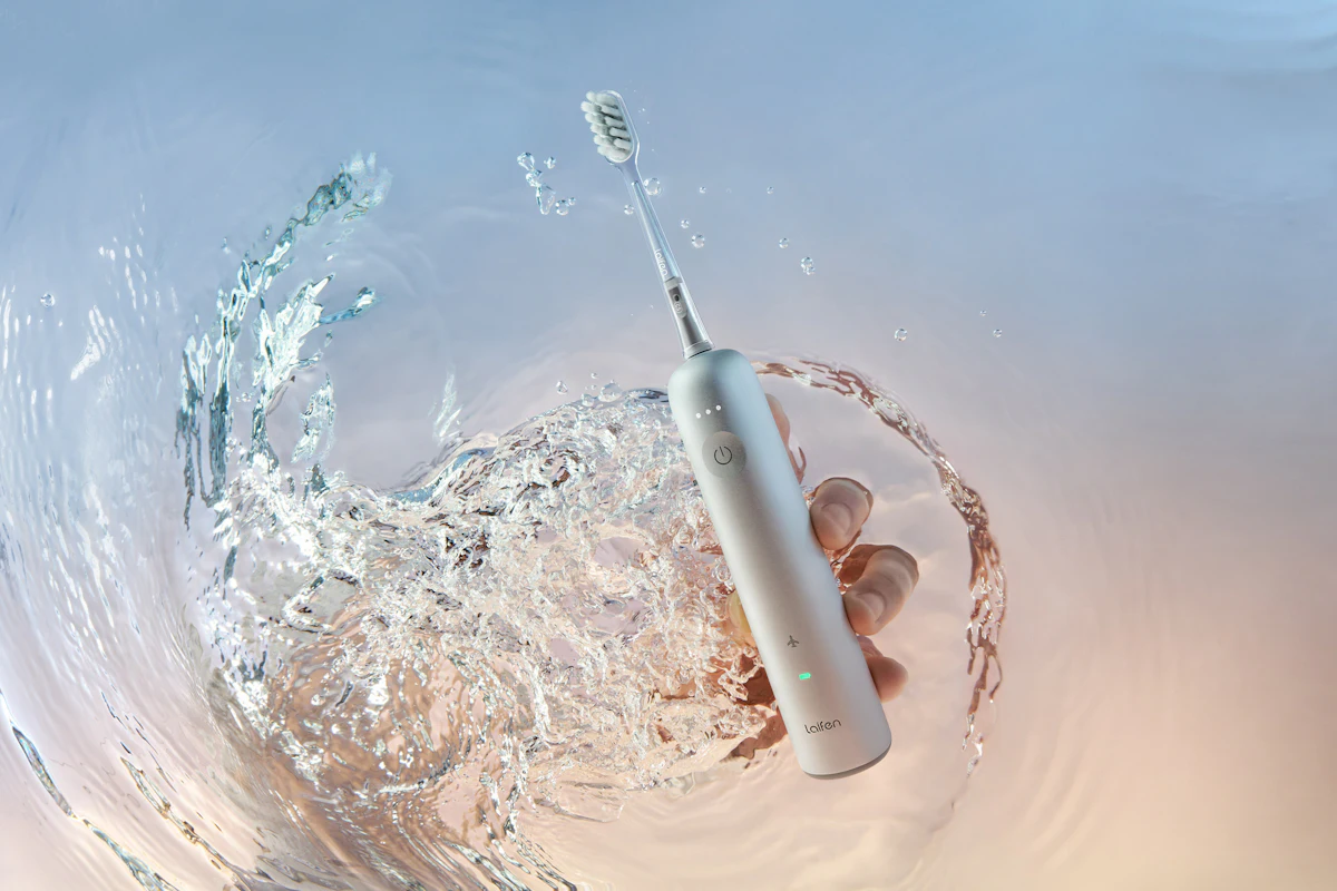 Laifen introduces dual-action toothbrush | DrBicuspid.com